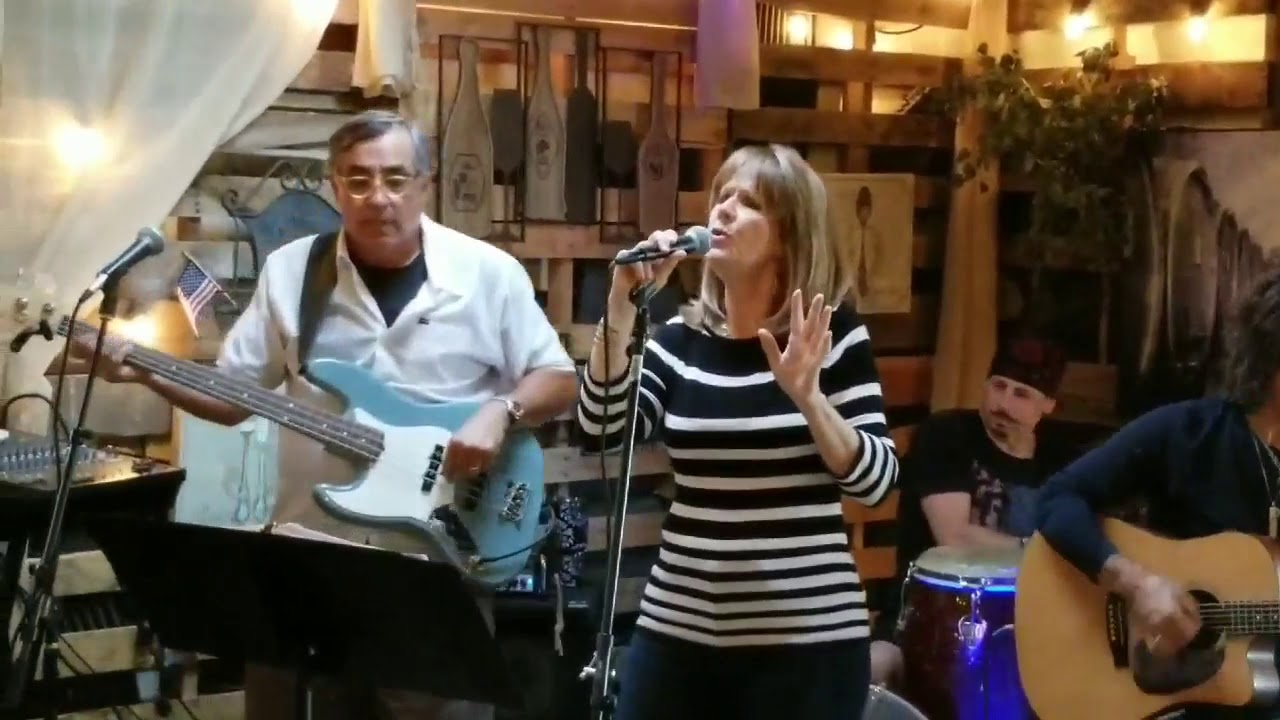 Rebecca Ray singing Sarah, by Fleetwood Mac - YouTube