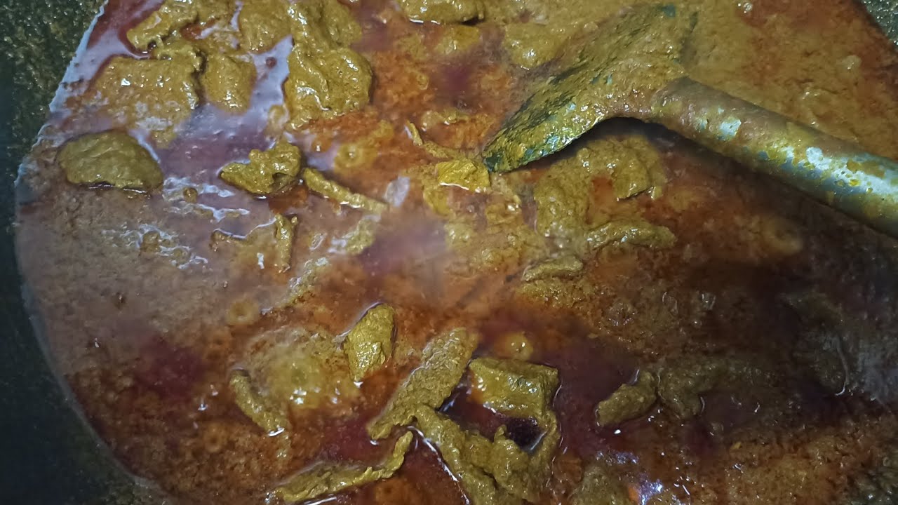 memasak daging rendang onta - YouTube