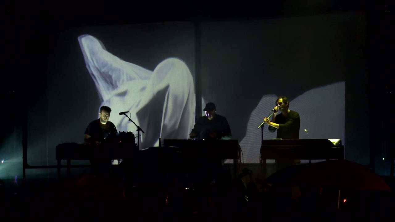 Moderat - Rusty Nails Live In Podgorica (Electronic Beats TV) - YouTube