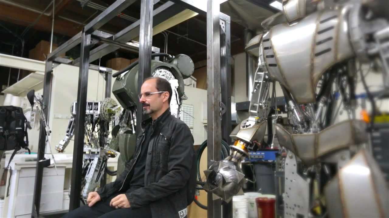 Humanoid Robot Battles! - Mark Setrakian Interview - YouTube