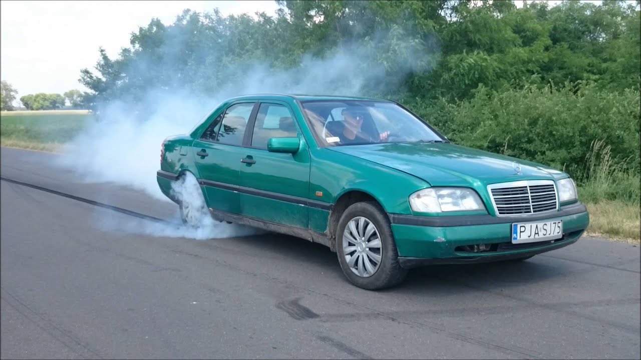Mercedes W200 short burnout - YouTube