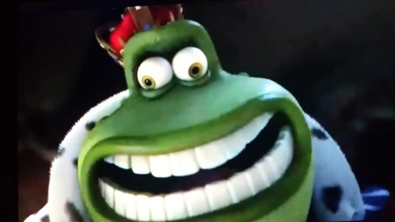 Genie tells the Toad to sit down - YouTube