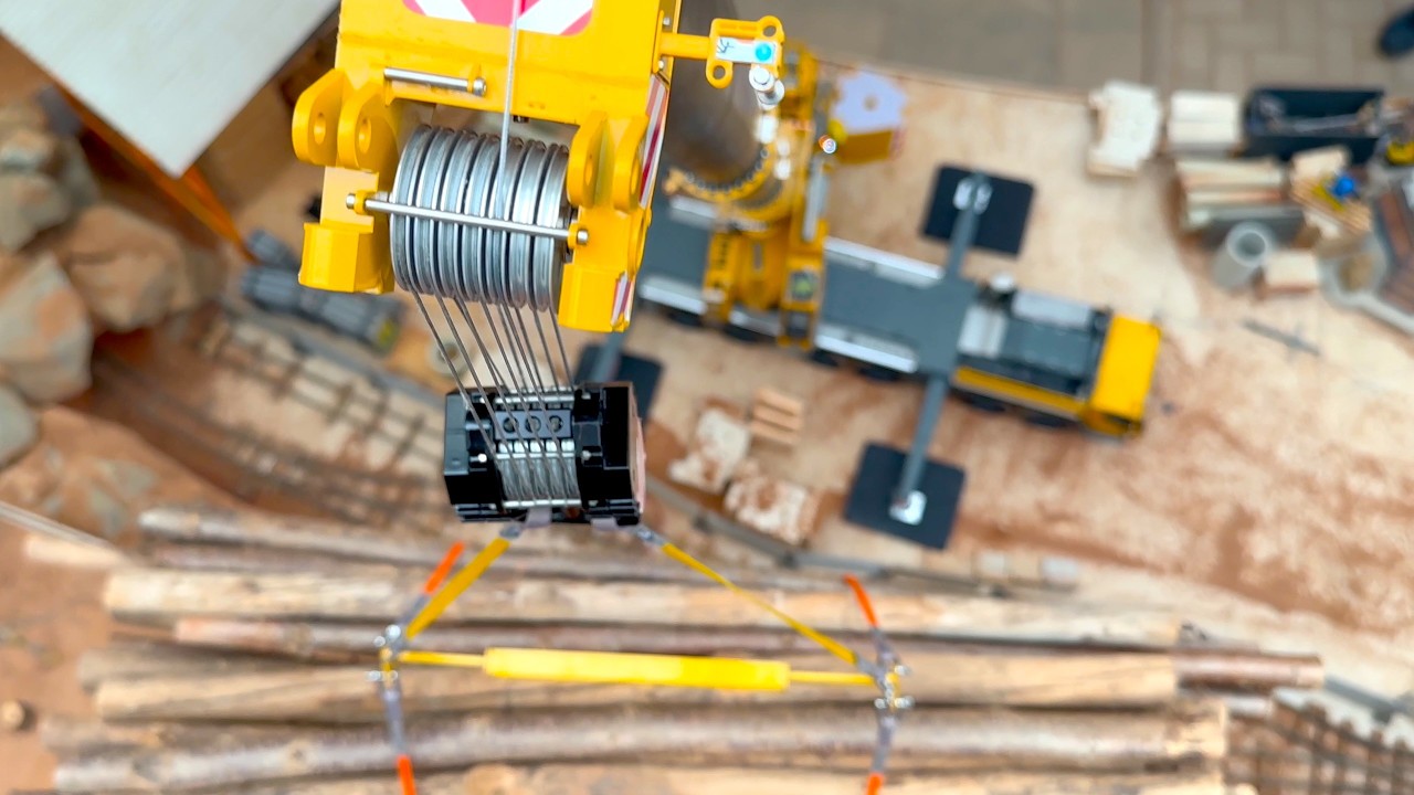 Amazing first real task for BIGGIST RC Crane in the world!! - YouTube