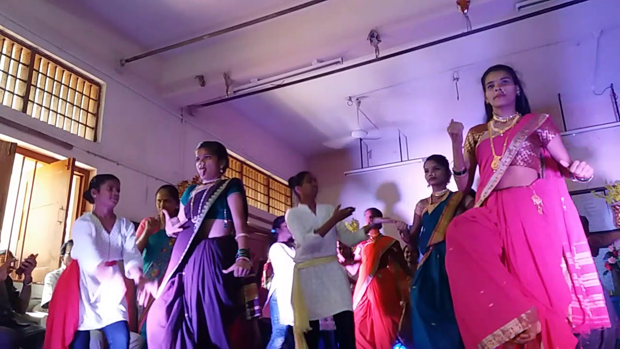 Sion sec school girls group dance - YouTube