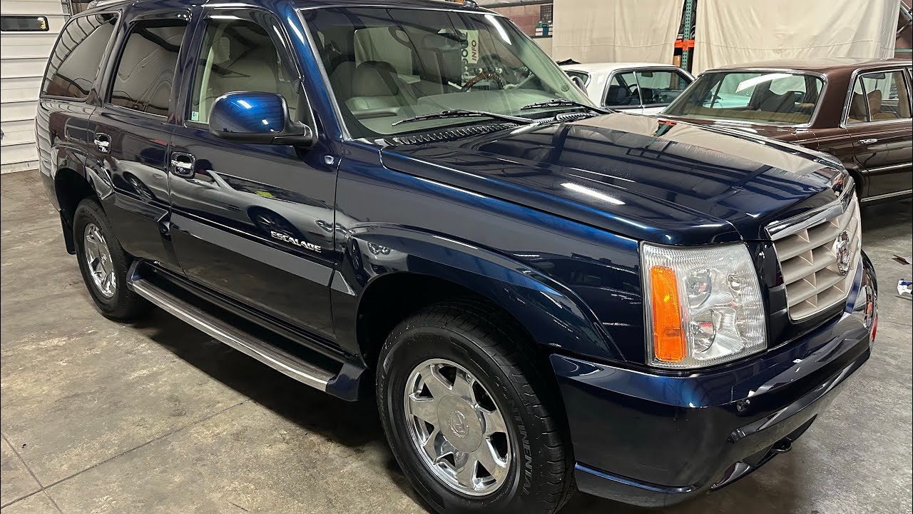 2004 Cadillac Escalade 48,942 miles 2 owner Dark Ming Blue Metallic 2 ...