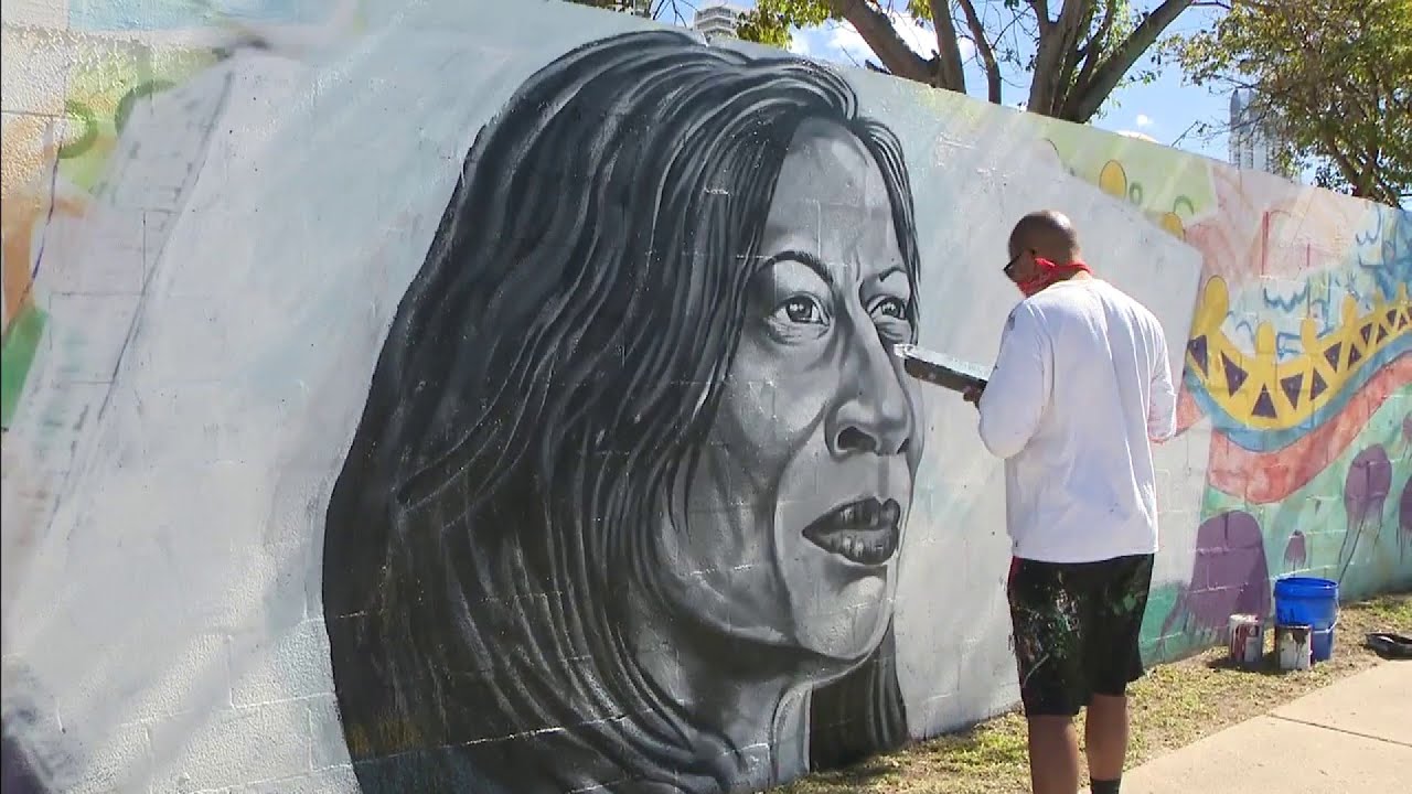 Mural of VP Kamala Harris goes up in Miami - YouTube
