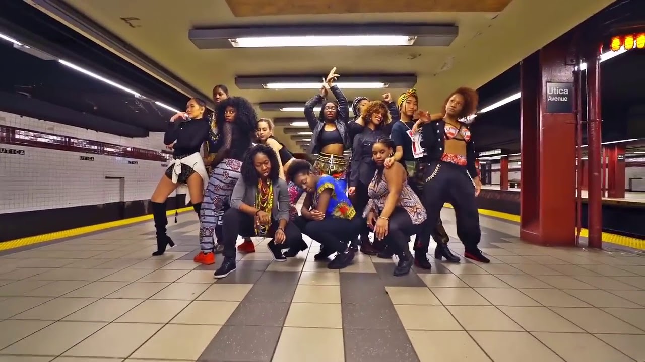 African dancing in Subway - YouTube