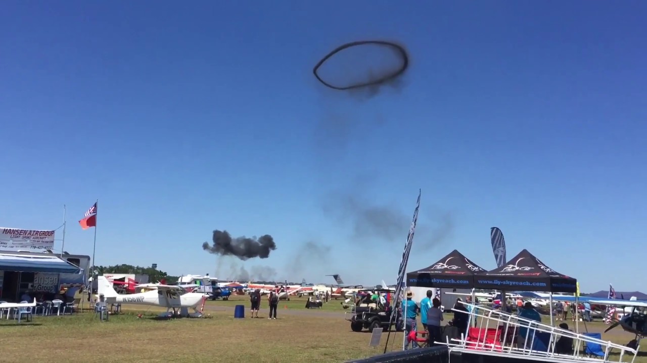 Amazing Giant Smoke Ring at SNF - YouTube