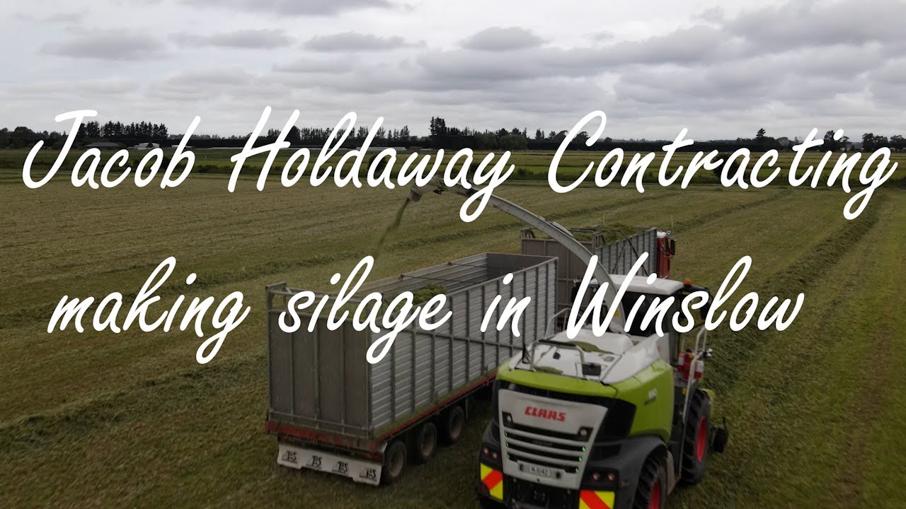 Jacob Holdaway Contracting making silage in Winslow - YouTube