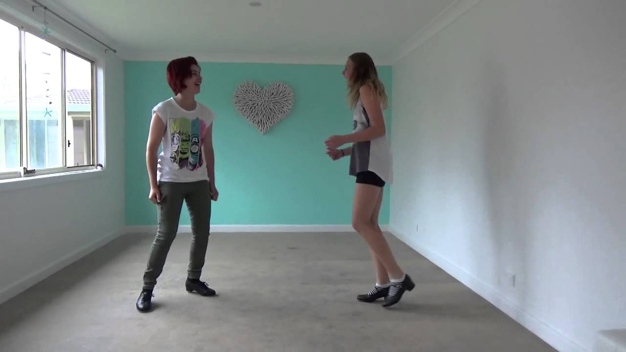 Sarah & Amy - 21 Dec 2015 - YouTube