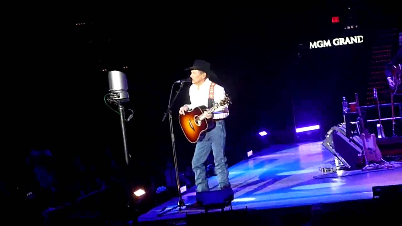 George Strait - I Can Still Make Cheyenne - YouTube
