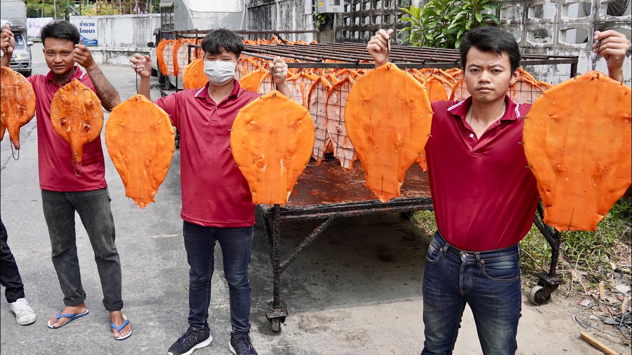 Extreme Crispy Skin / Beijing Duck and Duck Guitar | Thai Street Food ...
