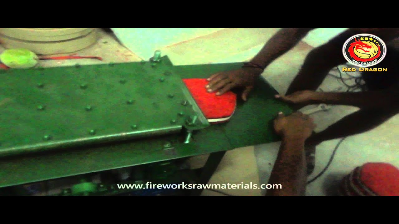 Tube pressing machine for firecracker - YouTube