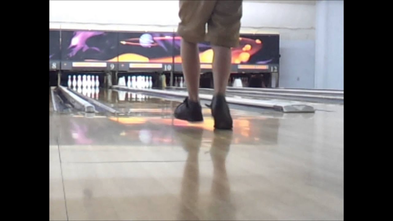 Bowling at Sahoma Lanes - 1/1/14 - YouTube