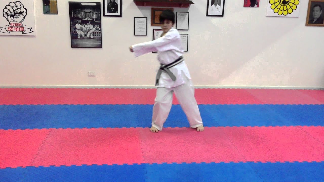 Goju Ryu Kata - Naihanchi - YouTube