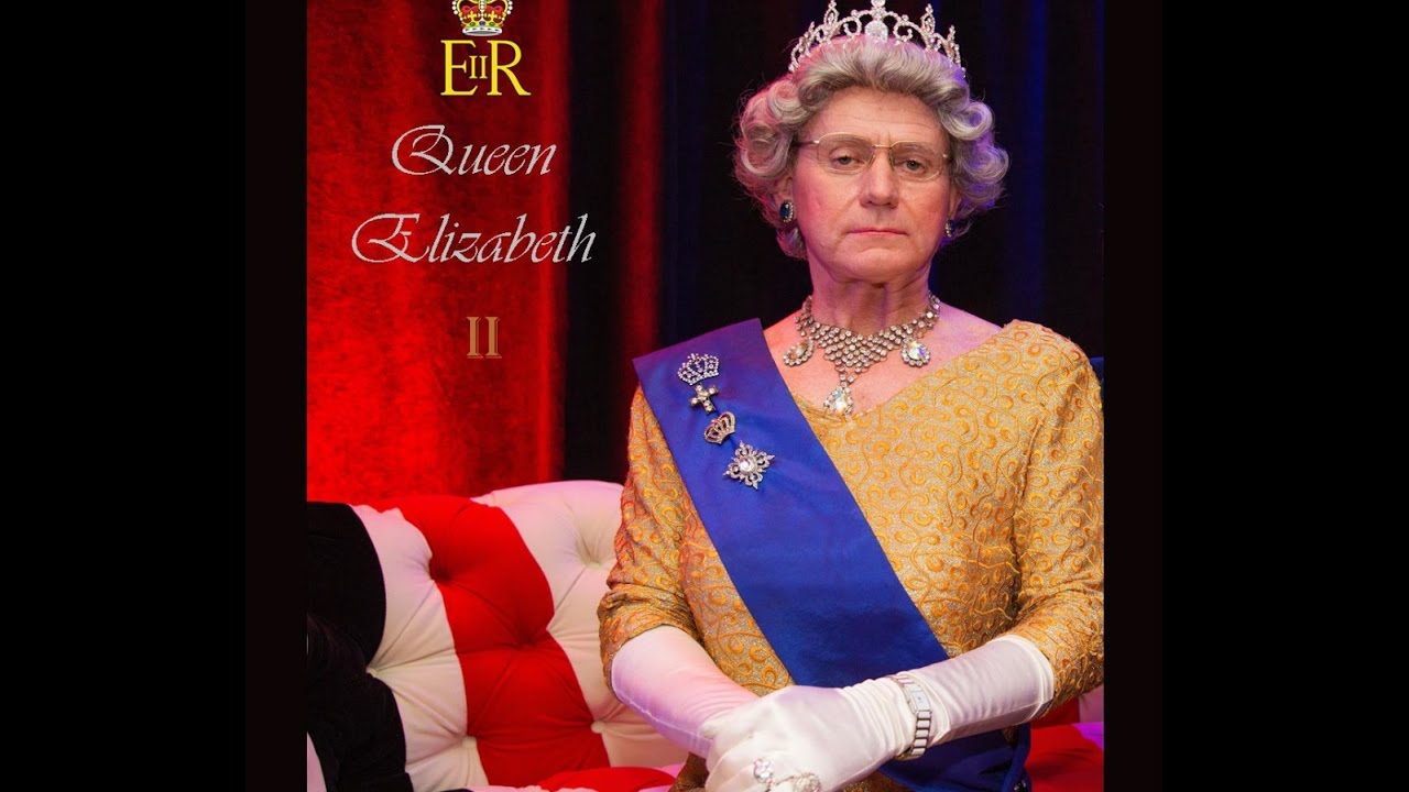 Queen Elizabeth Christmas song 2016 - YouTube