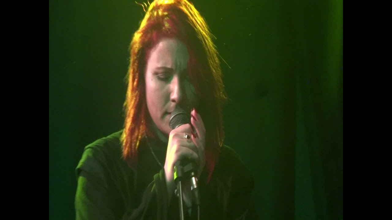 Draconian ft Lisa Cuthbert - Heavy Lies The Crown live @ Doom Over ...