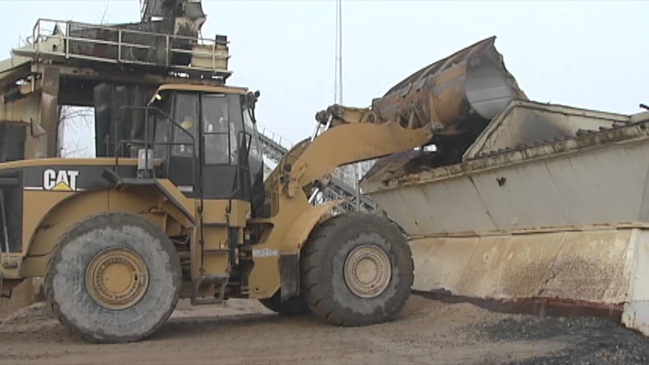 Made on Long Island: Nicolia Ready Mix Makes Concrete (Nicolock) - YouTube