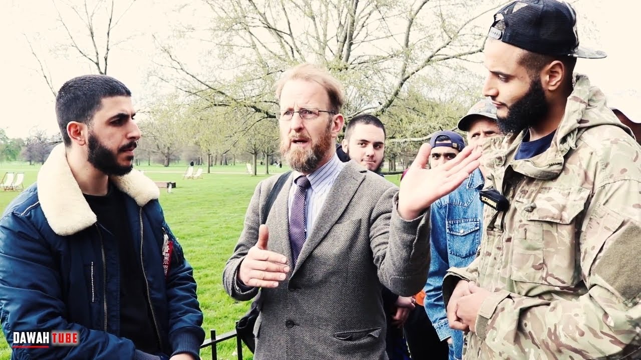 Christian Preacher Agrees With Ali Dawah & Muhammad Hijab On Praying ...