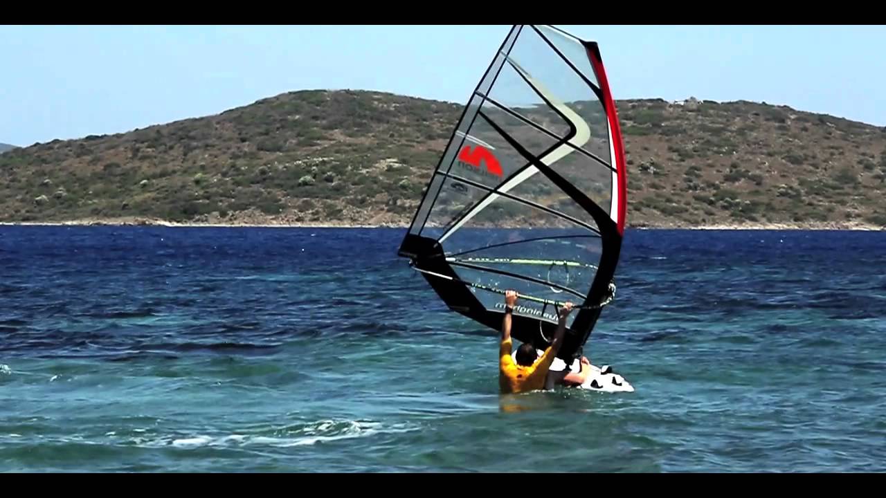 Windsurfing- Clew First Waterstart - YouTube