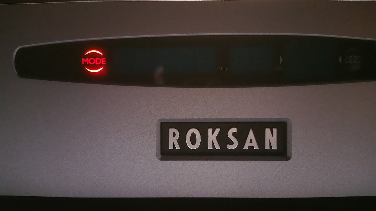 Turn on the Red Light Roksan! (Roksan Caspian tuner). - YouTube