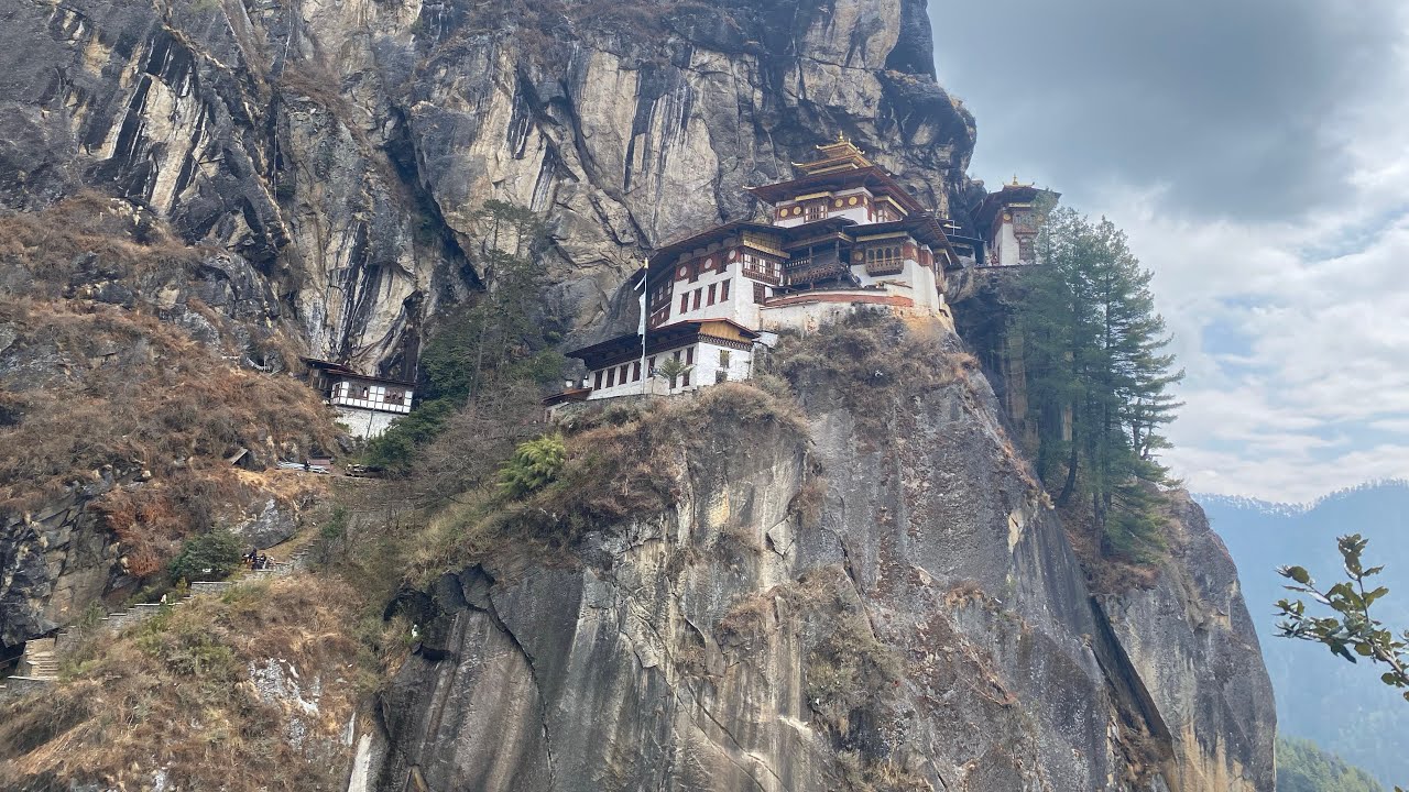 Hike to Paro Taktsang #Tiger’s Nest Monastery | Paro | Bhutan 🇧🇹 - YouTube