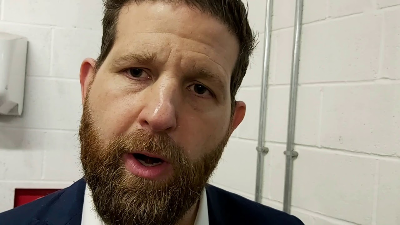 Aaron Fox praises Duba's goaltending after Cup win - YouTube