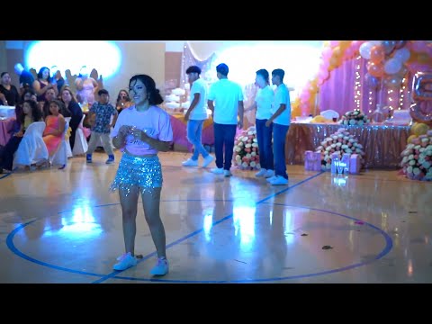 Baile Sorpresa de Maggy - Versailles Ky