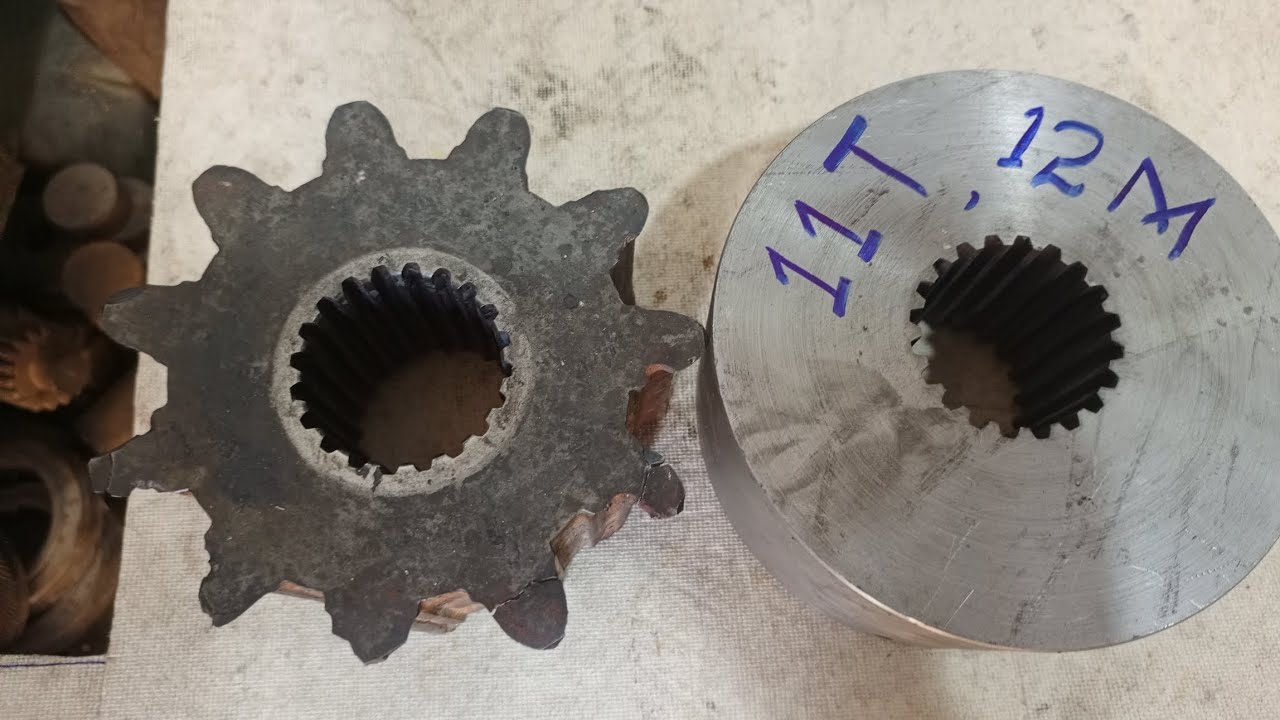 Road Roller Drive Gear@Discovery - YouTube