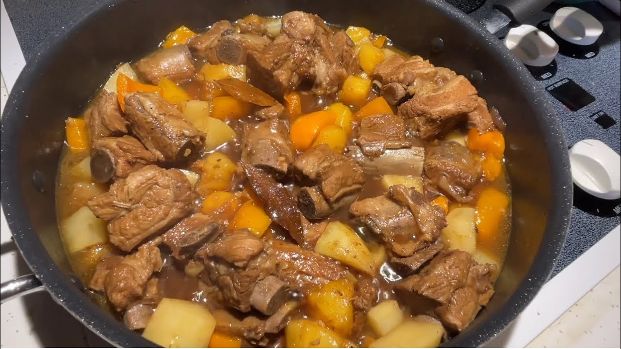 Pininyahang Pork Ribs | Elise Swanson - YouTube