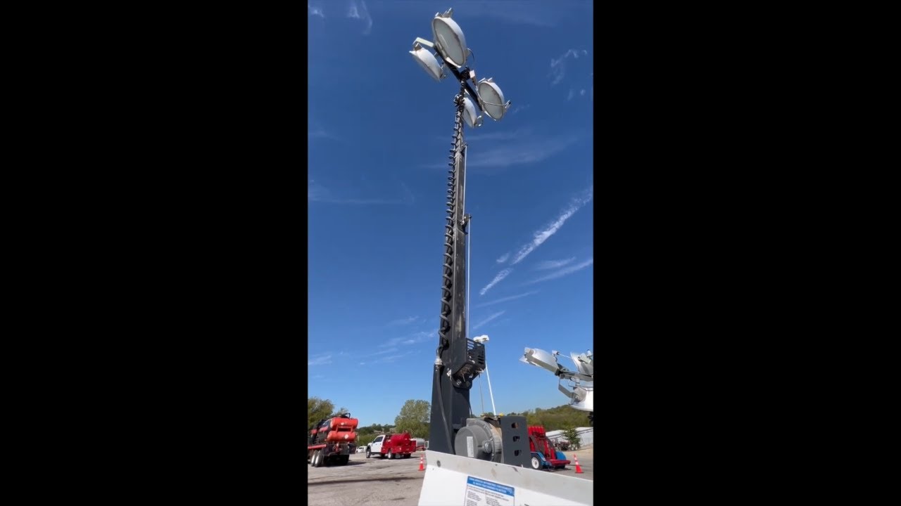 Magnum MLT4060 Light Tower, Pancake 8KW Generator, Kubota Diesel Engine ...