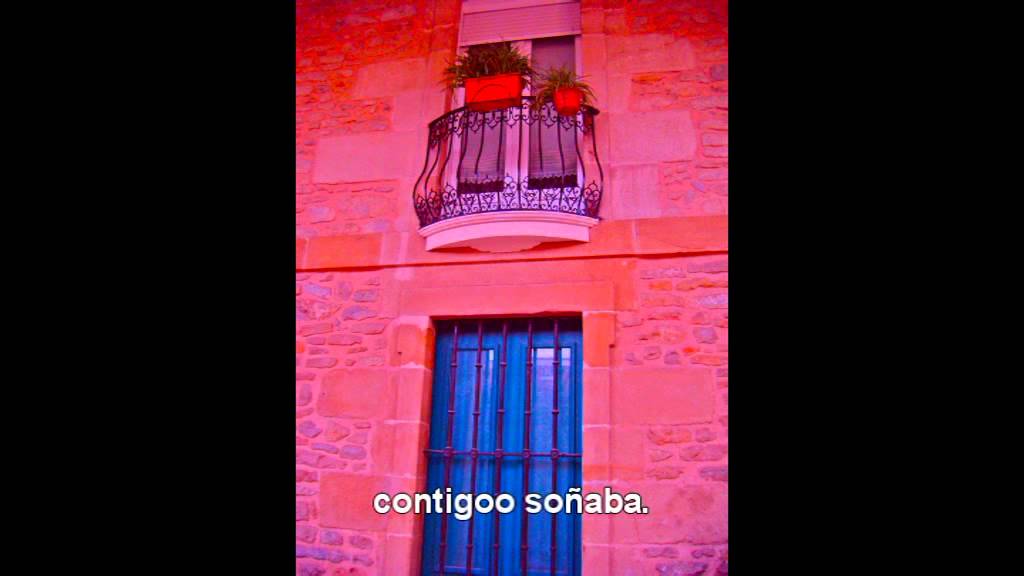 La chica del balcón (Segunda experiencia " La Poesía no muerde") - YouTube