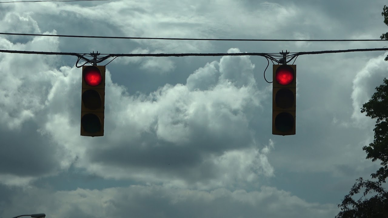 Econolite 3 Section Traffic Signals - YouTube