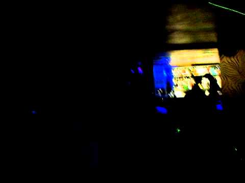 Frodo Dancing - YouTube