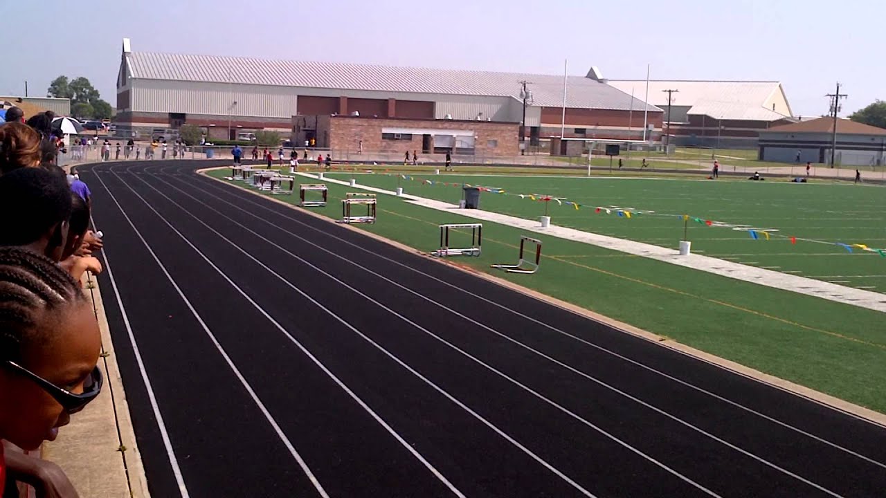 Truth Track Club - Bantam Boys 4x100 Relay 1st Place - YouTube