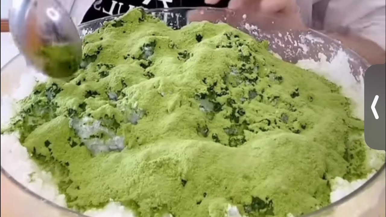 FROZEN SHAVED ICE WITH MATCHA POWDER - YouTube