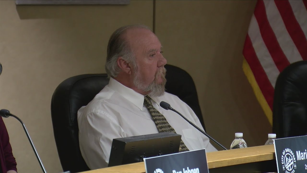 Inappropriate behavior: Davenport Alderman Derek Cornette loses seat ...