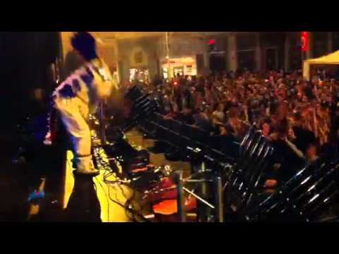 Gentse Feesten Sint- Baafs 2011 DJ Dirk Stoops - YouTube