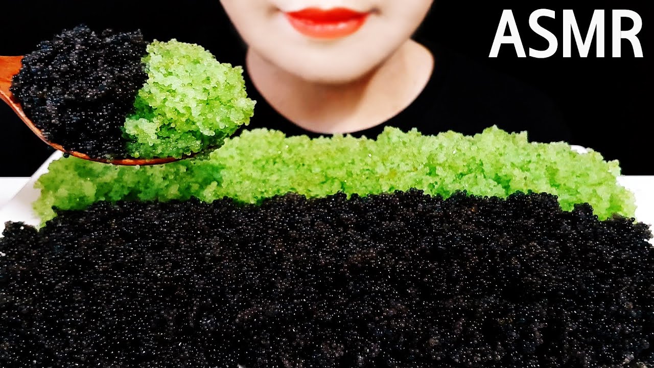 ASMR BLACK GREEN FLYING FISH ROE (TOBIKO EGGS) 블랙 그린 날치알 먹방 (EATING ...