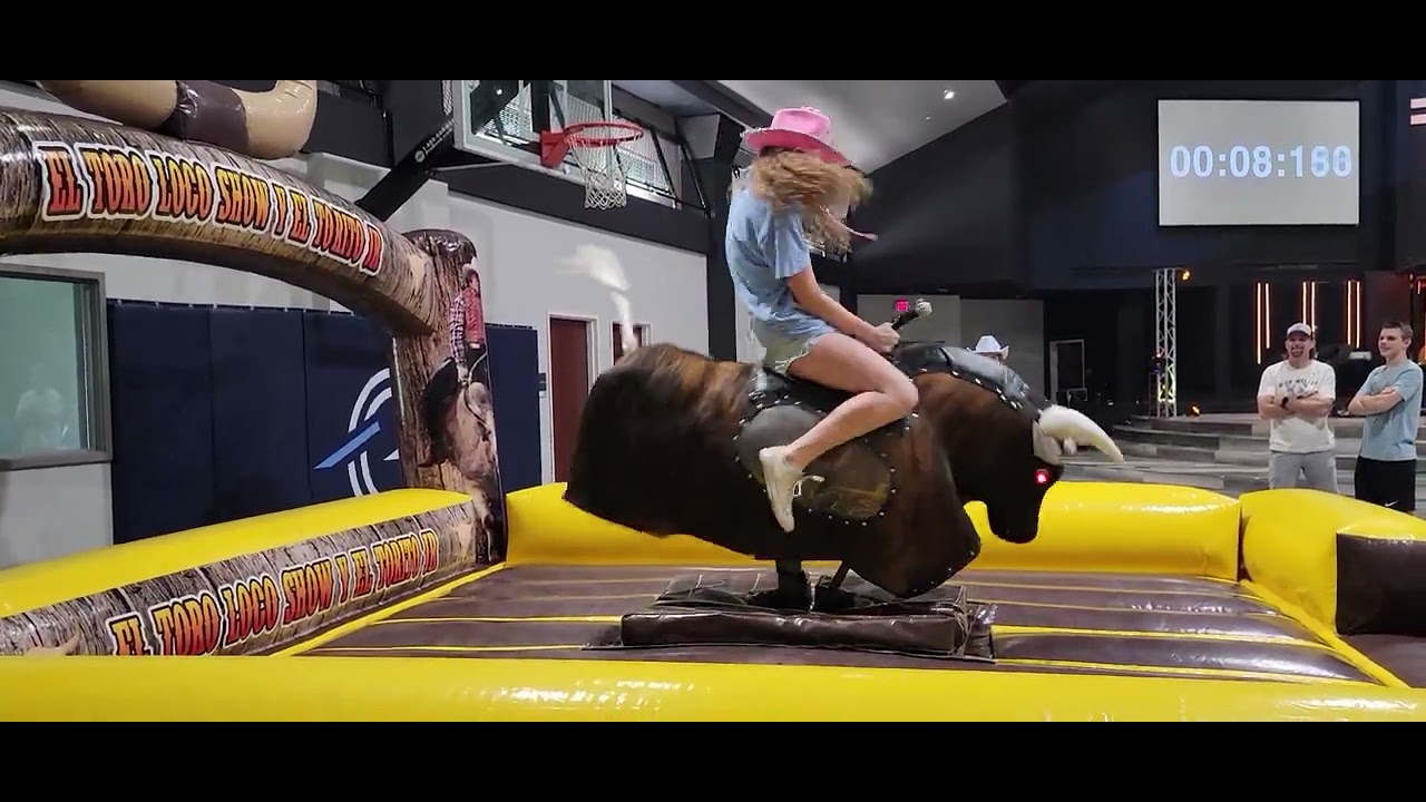 the best cowgirls mechanical bull riding competition - YouTube