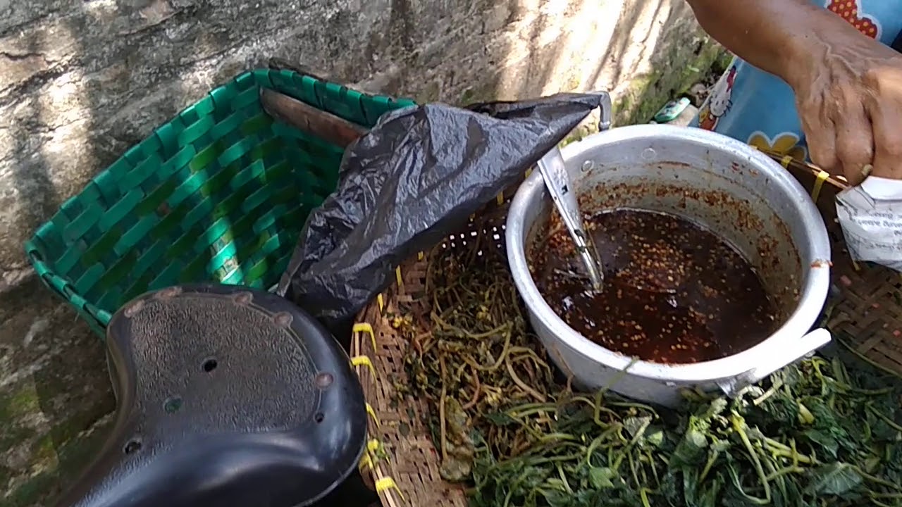PLENCING MAKANAN KHAS SOLO JOGJA - YouTube