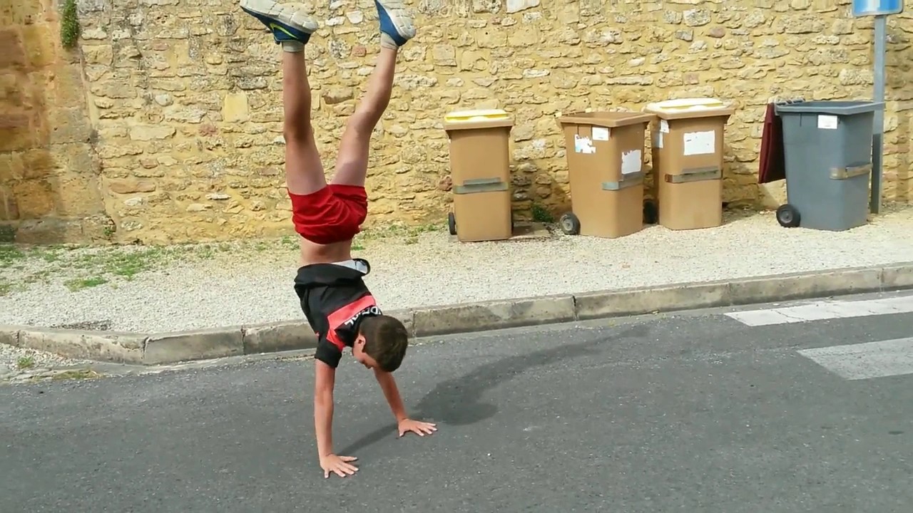 LES YAMAKASI DU 24 - YouTube