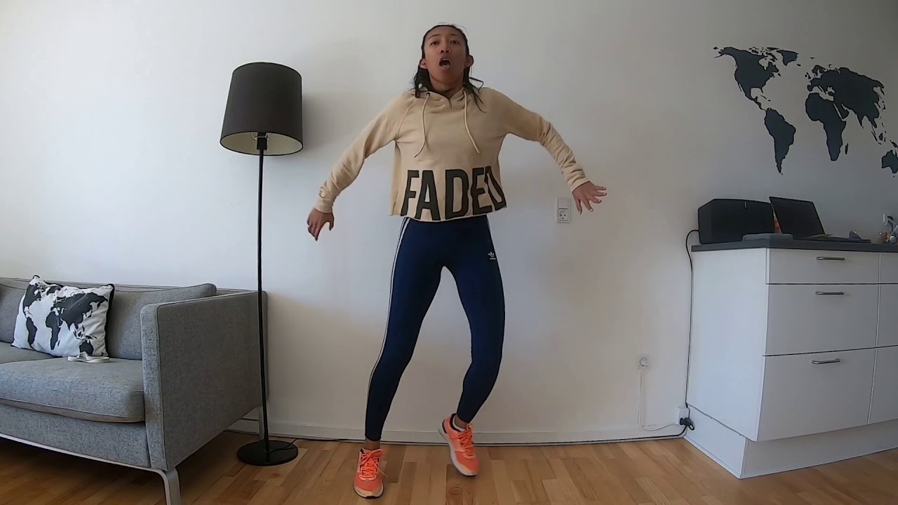 Retro - It's raining men - Geri Halliwell - YouTube