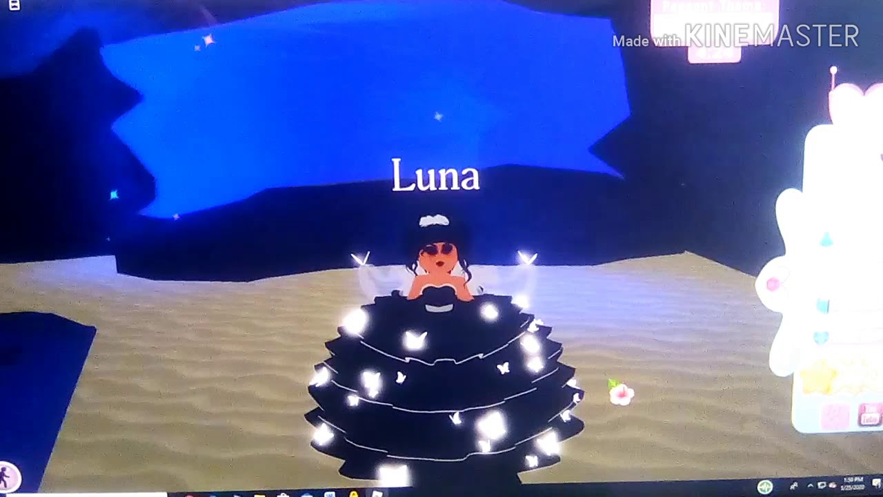 How to get lot's of money in Royal High Roblox! - YouTube