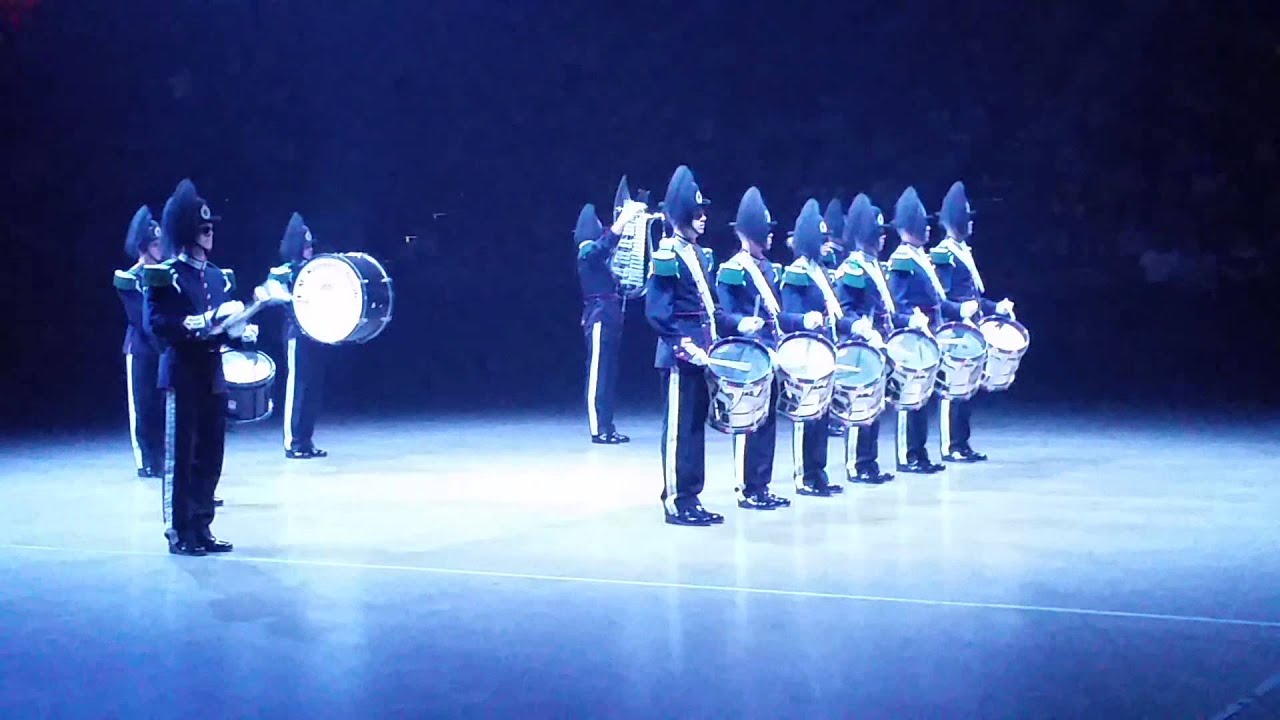 2015 RNSIT - Canada Day Show - "His Majesty the King's Guard" Band's ...