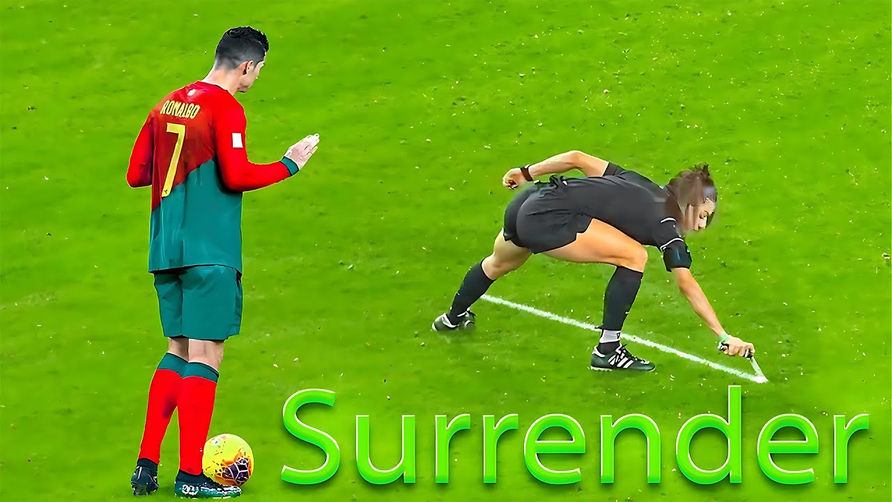 "Ronaldo's Unbelievable Fun Moments: try to not laugh" - YouTube