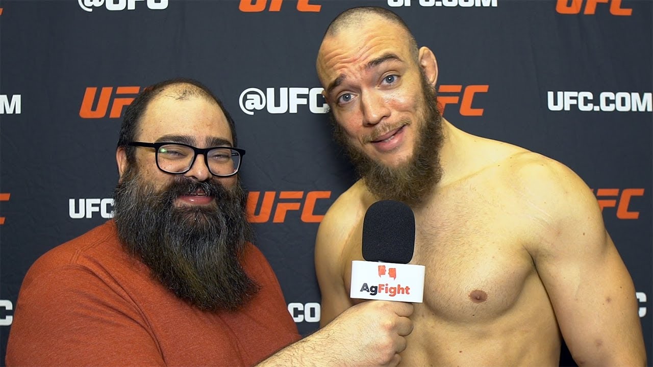 VALTER WALKER celebra vitória e promete roubar a cena no UFC - YouTube