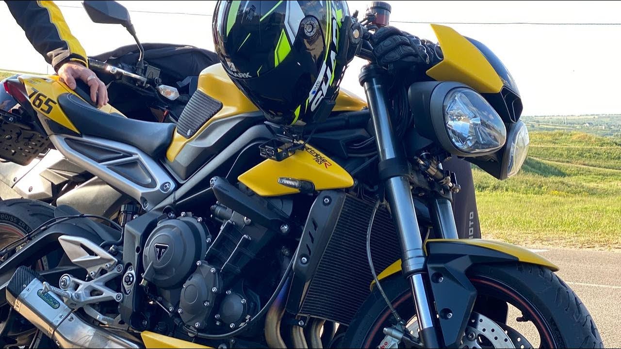 Triumph Street Triple 765RS: Enjoying the Ride Across the Stunning ...