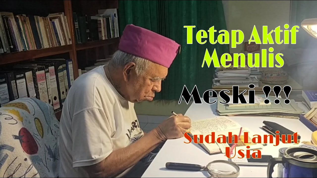 Lihat! | Mgr. Anton Pain Ratu Tetap Menulis Meski Sudah Berusia 92 ...