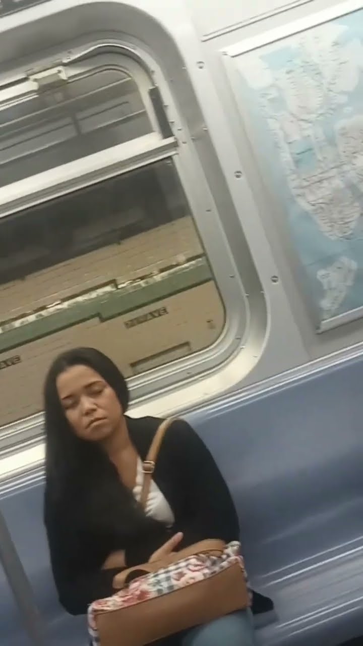 NY Chronicles - Riding the E Train - YouTube